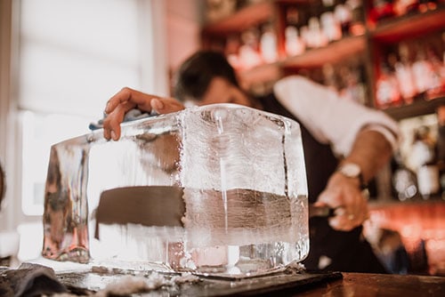 How To Cut Block Ice? (Best Carving Tips) | Ice Making Hub